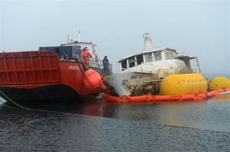 The Ghostly Remains Of The Yacht Mar Sem Fim” Amusing Planet