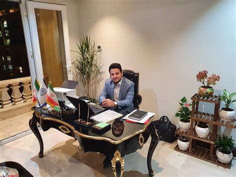 درباره ما دفتر وکالت وکیل پایه یک دادگستری احمد زهره‌وند