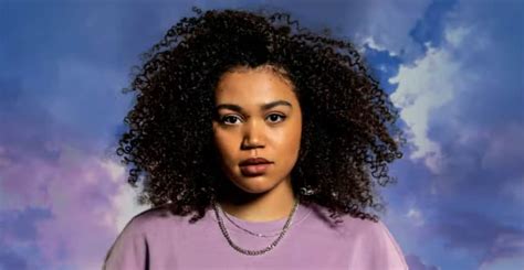 Ruby Barker Height Weight Measurements Bra Size Shoe Size