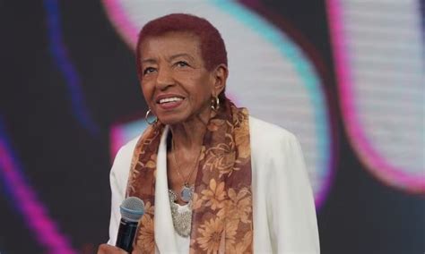 Leci Brandão Completa 80 Anos Relembre Canções Da Sambista
