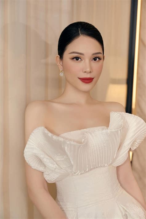 Linh Rin Sau 5 Năm Yêu Phillip Nguyễn Từ Hot Girl đến Ceo Quyền Lực