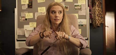Kate Mckinnon Is Carole Baskin In Teaser For ‘joe Vs Carole