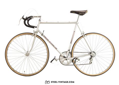 Steel Vintage Bikes Gitane Classic Road Bicycle 1980