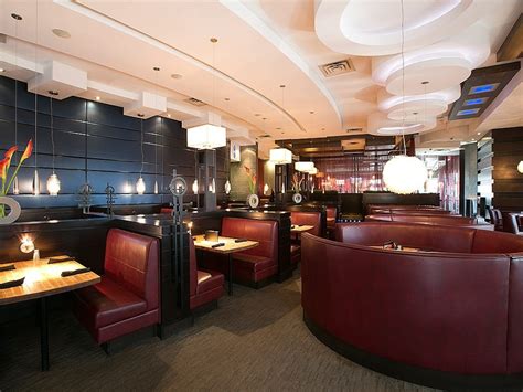 Moxies Grill And Bar Richmond Hill On 159 York Blvd Canpages