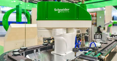 Schneider Electric Introduces Its Ultra Compact Lexium Scara Robot Manufacturing Automation