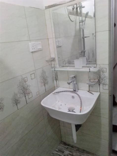 ටයිල් වැඩ නියම Tile Work Great