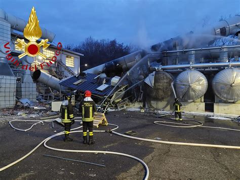 Solbiate Con Cagno Esplosione Ed Incendio In Azienda