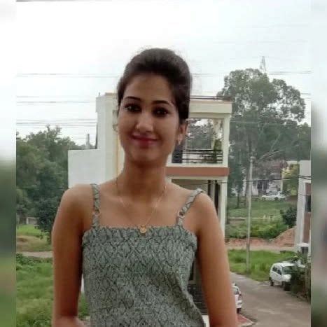 Akansha Akansha Bhargav Threads Say More