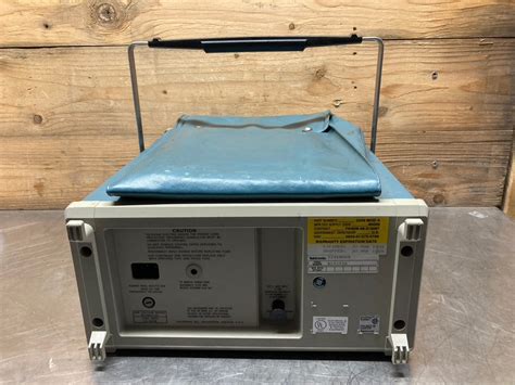100 Mhz Portable Oscilloscope 2246 Tektronix