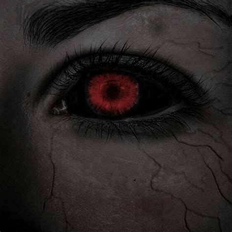 Pin De 𝐕 𝐄 𝐑 𝐀 En Fantastic Ojos De Vampiro Arte Del Ojo Imagenes