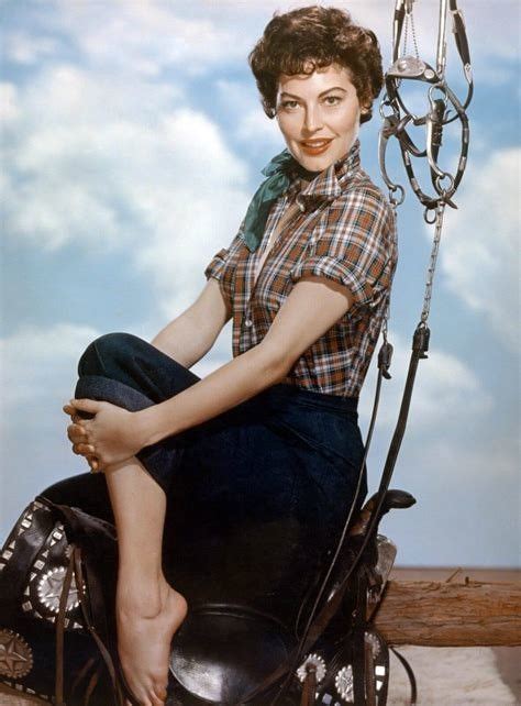 Ava Gardner Classic Beauty Kennyt