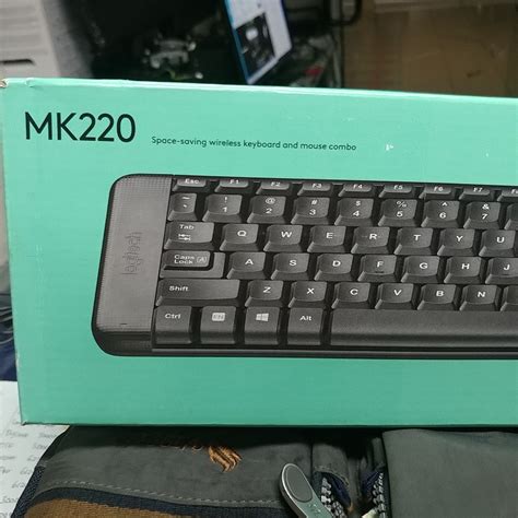 Jual Logitech Mk220 Wireless Combo Keyboard Mouse Original Shopee Indonesia