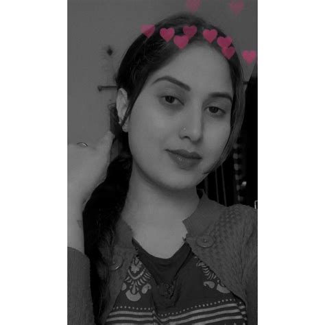 𝗩𝗶𝗻𝘆 𝗥𝗮𝘄𝗮𝘁 Vinyrawat56 • Instagram Photos And Videos