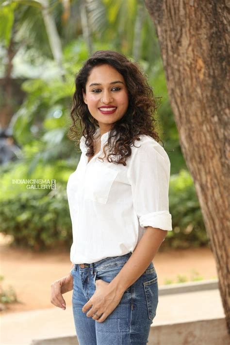 Pin By Venkitapathy Venkitapathy3132 On Indian Actress Celebritys