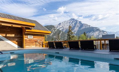 Amenities Moose Hotel And Suites Banff Hotel Pools Spa