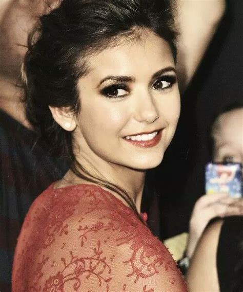 Pin By Romanticbabe On Nina Dobrev Beauty Icons Nina Debrov Nina Dobrev