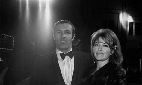 Who Is Dee Jay Mathis Full Biography 2024 Explore Net Worth