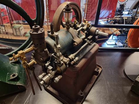 Stuart Model 800 Maskinrummet Skagen