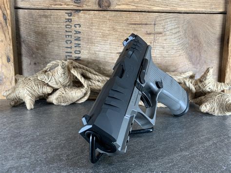 New Walther Pdp Compact 9mm