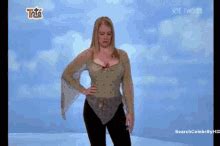 Boob Jiggle S S Tenor