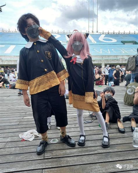 居然有比成人展还暴露的动漫展为了批判我立即点进去看了看 知乎