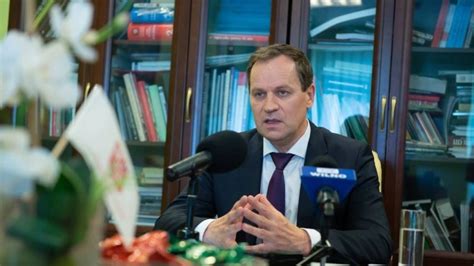 Waldemar Tomaszewski Nowym Szefem Związku Polaków Na Litwie Tvp Wilno