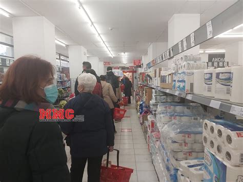 Над 100 илјади граѓани крпат живот минималната плата колку за леб и сол за сметки се земаат