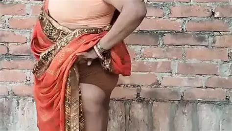 Indian Teen Women Using Cocumber On Camera Desi Indian Bhabhi Cocumber Sex Xhamster