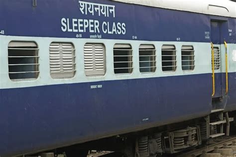 Sleeper Class Train Journey Best Or Not Indian Railway Travel Tips Tripzdude