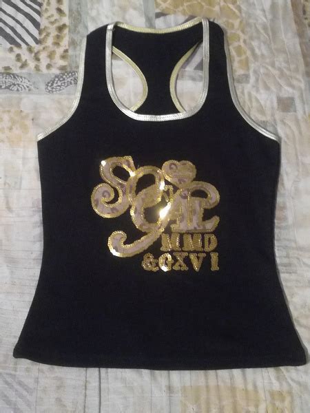 Юбочка с майкой в дар (Москва). Дарудар