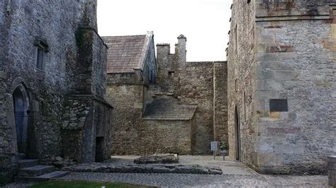 The Ultimate Cahir Castle Visitor Guide