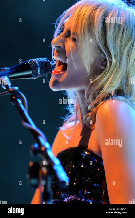 Emily Haines Of Metric Performing Live At The Greek Theatre Los
