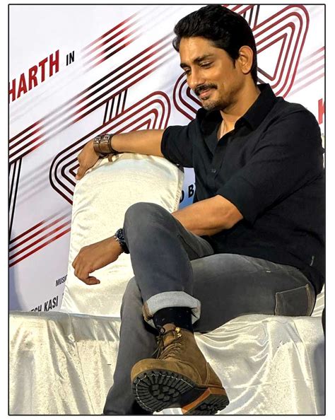 Reporter Asks A Provocative Question To Siddharth