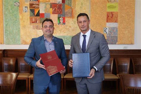 👏🤝 Икономически университет Варна и Агенция „Митници“ подновиха сътрудничеството си със