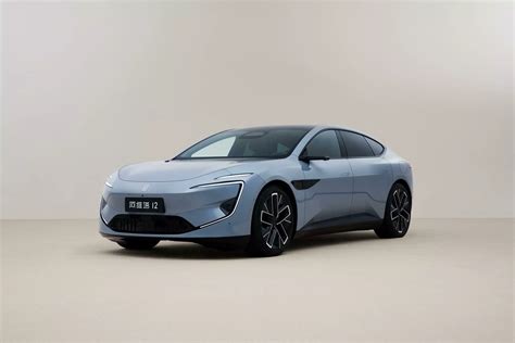 The Avatr 12 Has Been Unveiled And It S A 560 Hp Mercedes Eqe Bmw I5