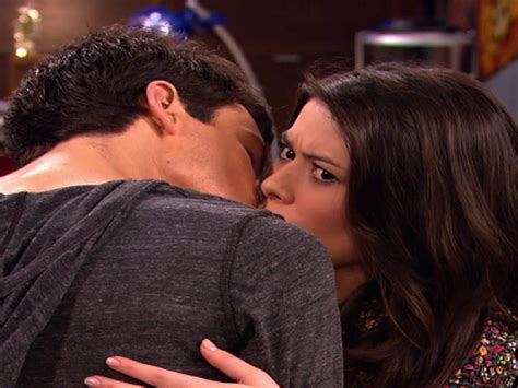 Icarly Carly And Freddie Kiss Igoodbye
