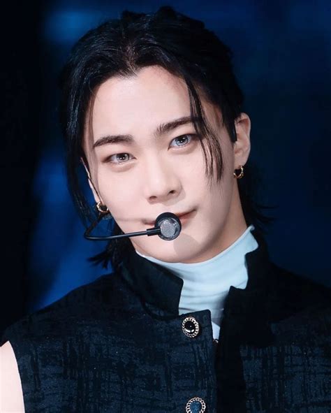 Pin On Moon Bin Astro Moon Bin Astro Wallpaper Astro