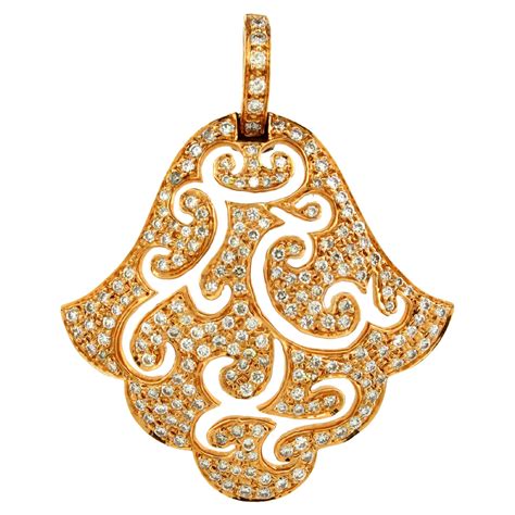 15 Cts Of White Diamond Pendant For Sale At 1stdibs