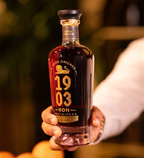 La Aurora Presenta Su Nuevo Ron 1903 De E León Jimenes La Aurora Cigars