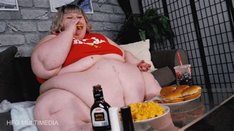 Des Giantess Ussbbw Bbq Stuffing Mp4 Hd Hfg Multimedia Clips4sale