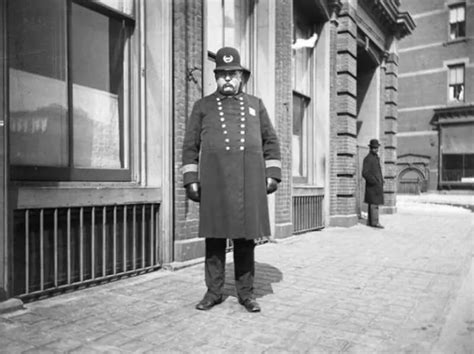 The Grit And The Glory Alice Austens Vintage Photos Of New Yorks