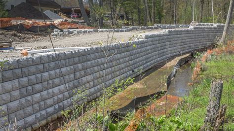 Complete Guide To Retaining Wall Materials For Wellington Homes