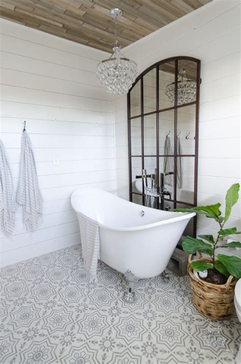25 Gorgeous Bathrooms With Patterned Tile A House Full Of Sunshine
