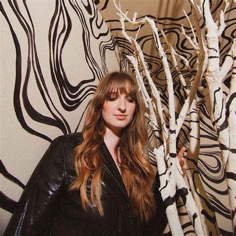 Madison Cunningham Artist