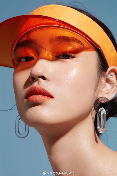 星力模特超话 张文昕超话 张文昕 W Xiin Untd Production Photographer：liubov P Make