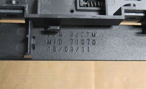 Dell Equallogic Ps6100 3u Security Bezel Cover With Key 1j96c 01j96c