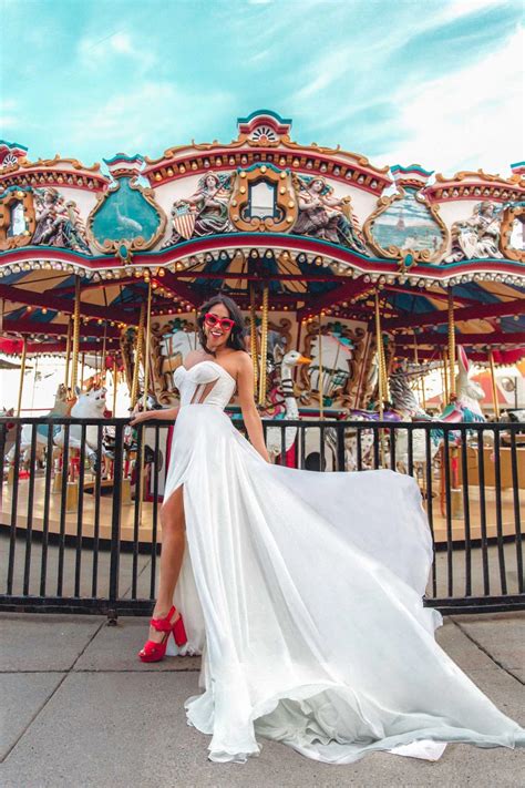 Sexy Strapless Chiffon A Line Wedding Dress With Detachable Long Sleeves