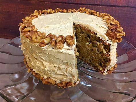 Club Foody Maple Walnut Cake Recipe • A Maple Celebration Club Foody