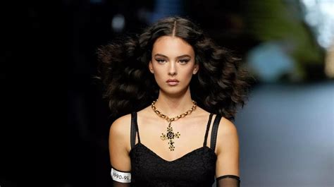 მონიკა ბელუჩის და ვენსან კასელის ქალიშვილის დებიუტი კინოში Nostal Ge