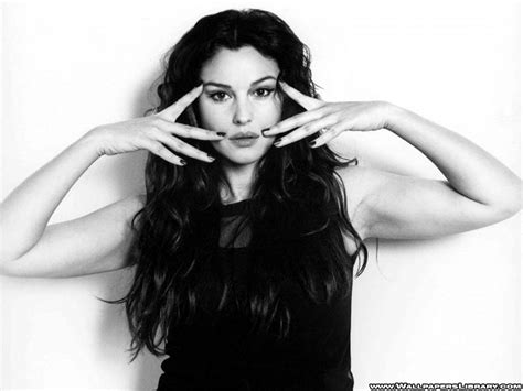 Monica Bellucci Hd Wallpapers Wallpaper Cave